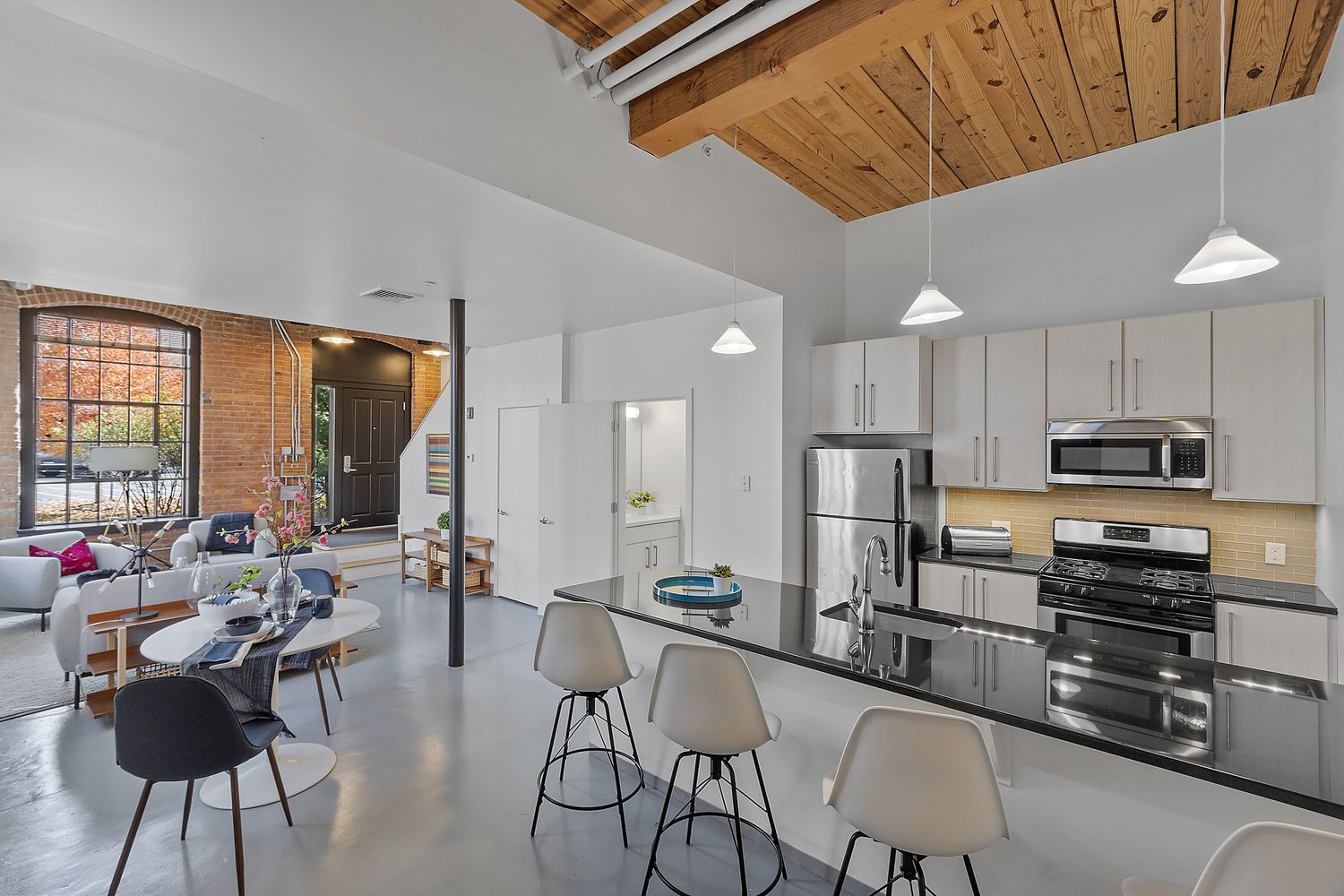 TOWNHOME 25 — Cable Mills