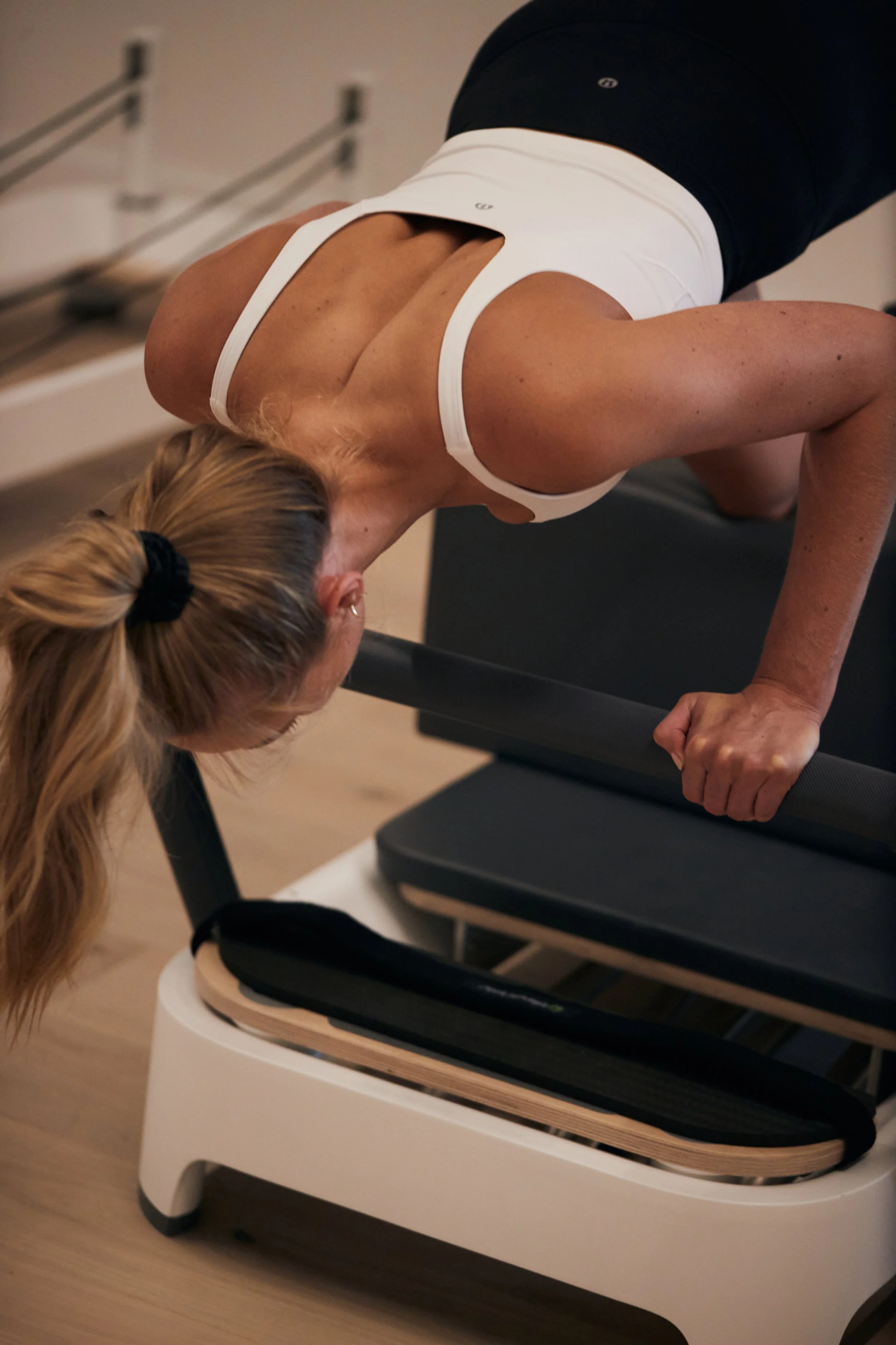 Classes | Reformer Pilates | Barre | Heated Mat | Yoga Mode Pilates