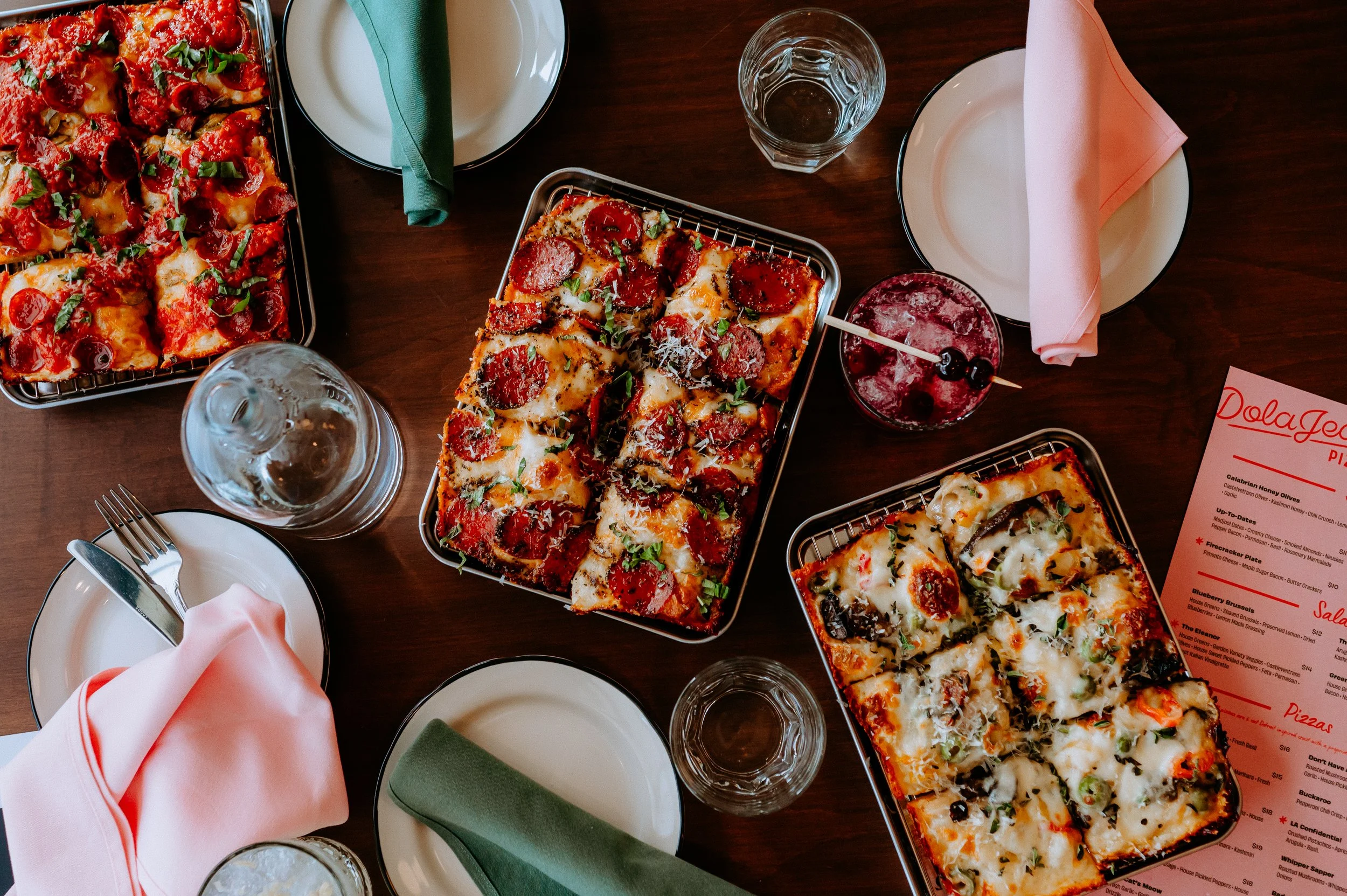 Dola Jean's | Discover Your New Favorite Pizza in Dover Ohio