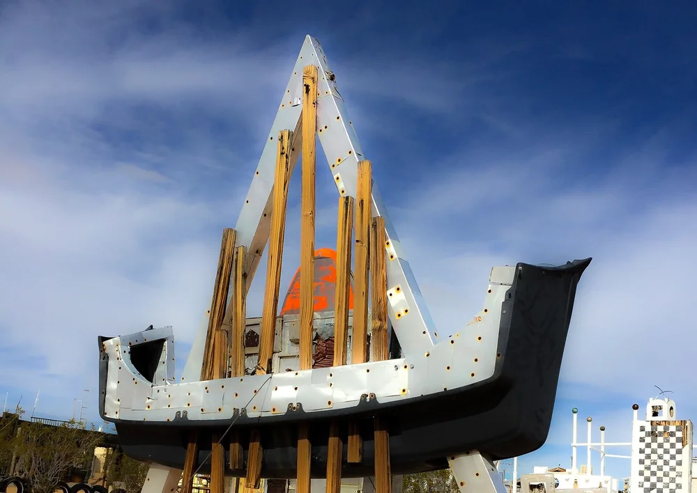 Amazing Noah Purifoy Outdoor Museum in Joshua Tree, California — Visit ...