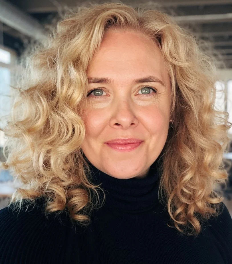 Dr Cara Courage