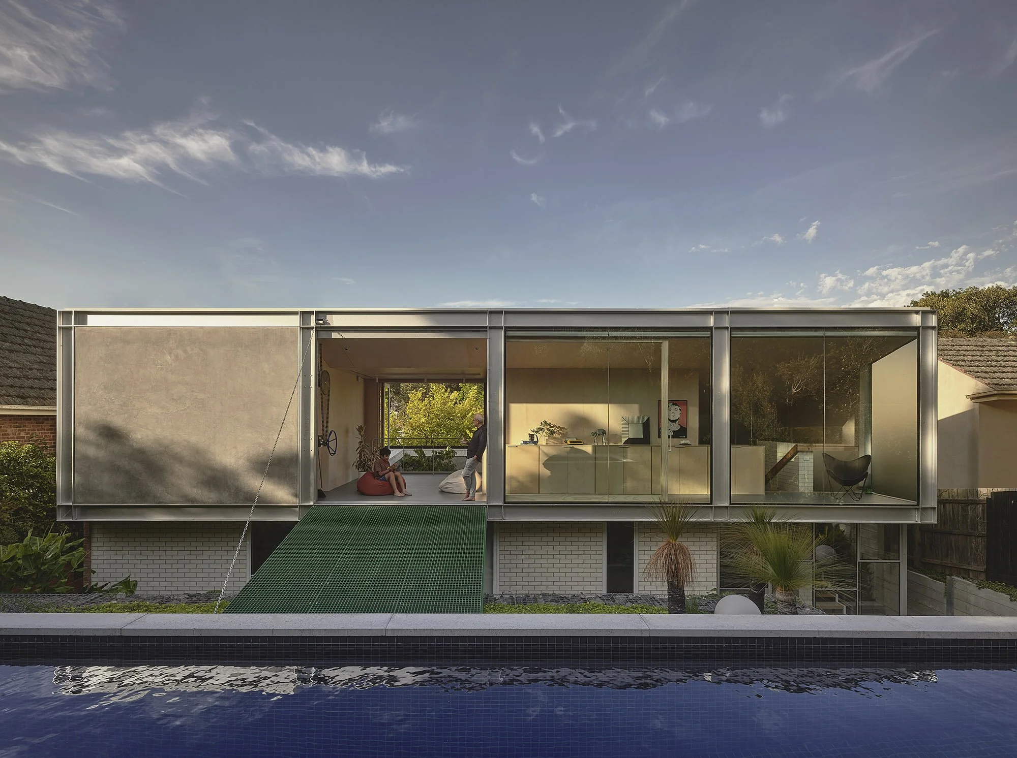 Kew 2 — Mud Office