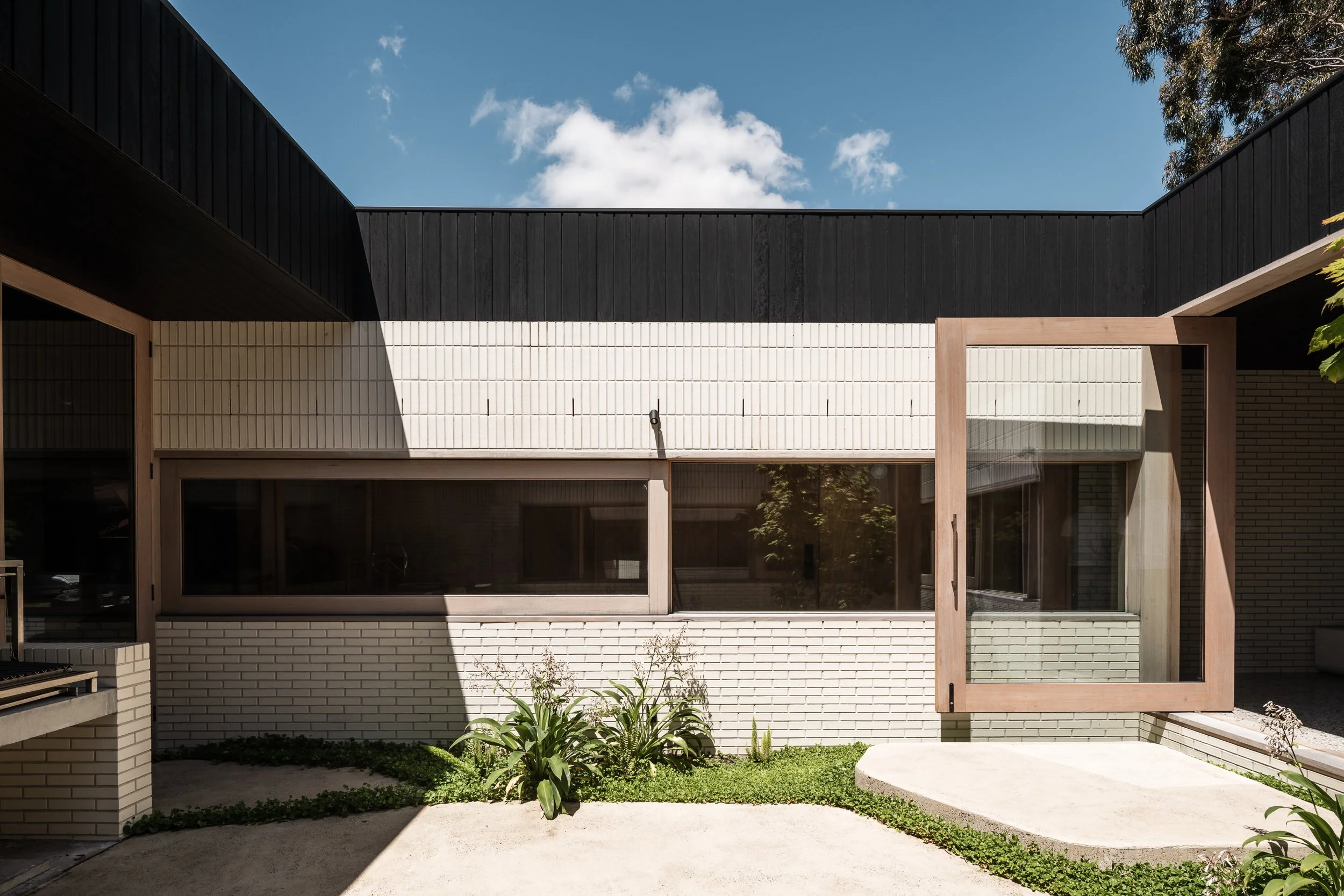 Alphington — Mud Office