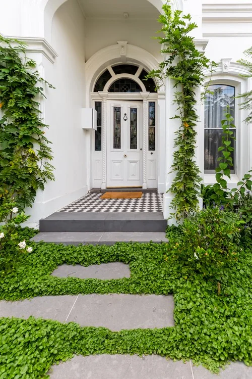 South Yarra 2 — Mud Office