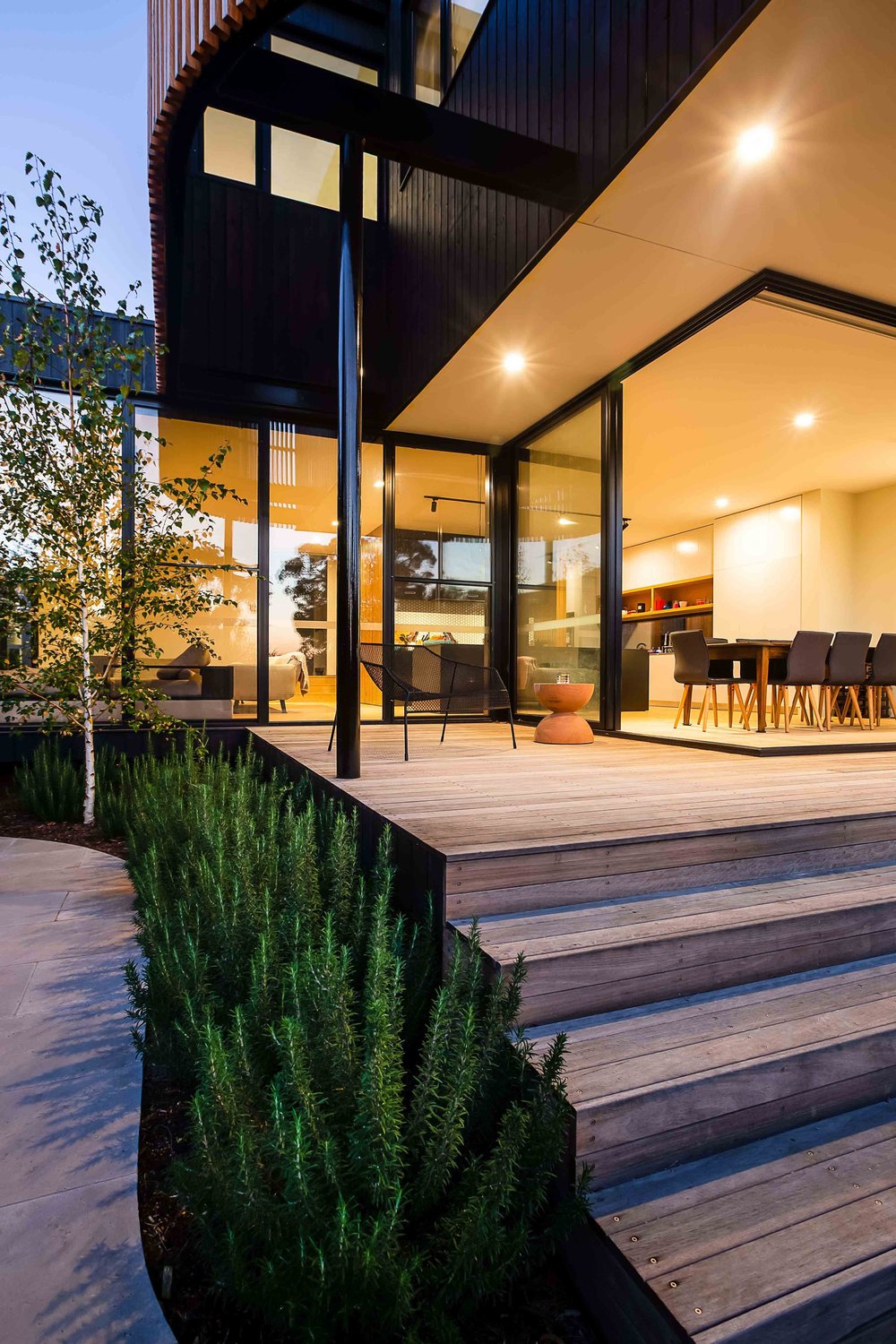Ivanhoe — Mud Office