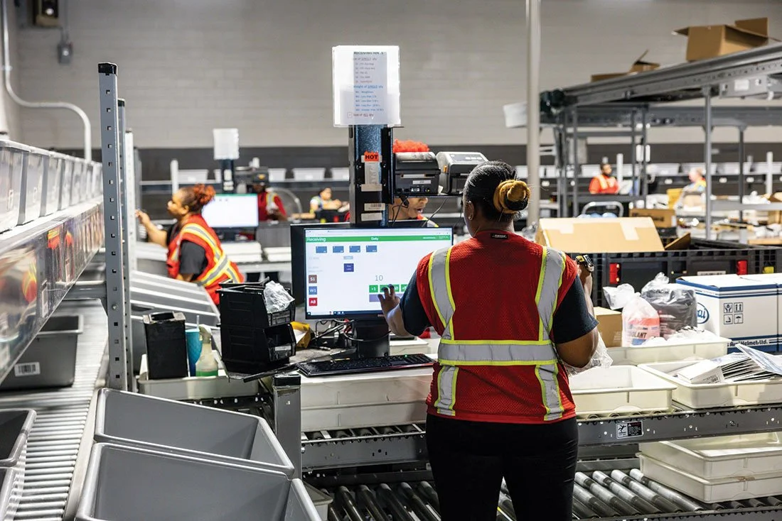 Inside the New Hy-Vee Distribution Center — Warehouse Automation