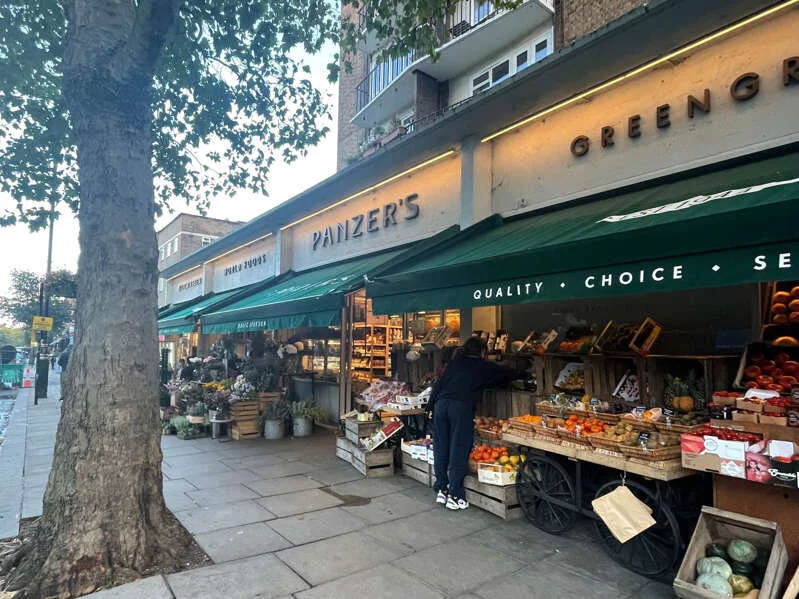 See inside a ‘dark store’ dispatching grocery orders in just 20 minutes ...
