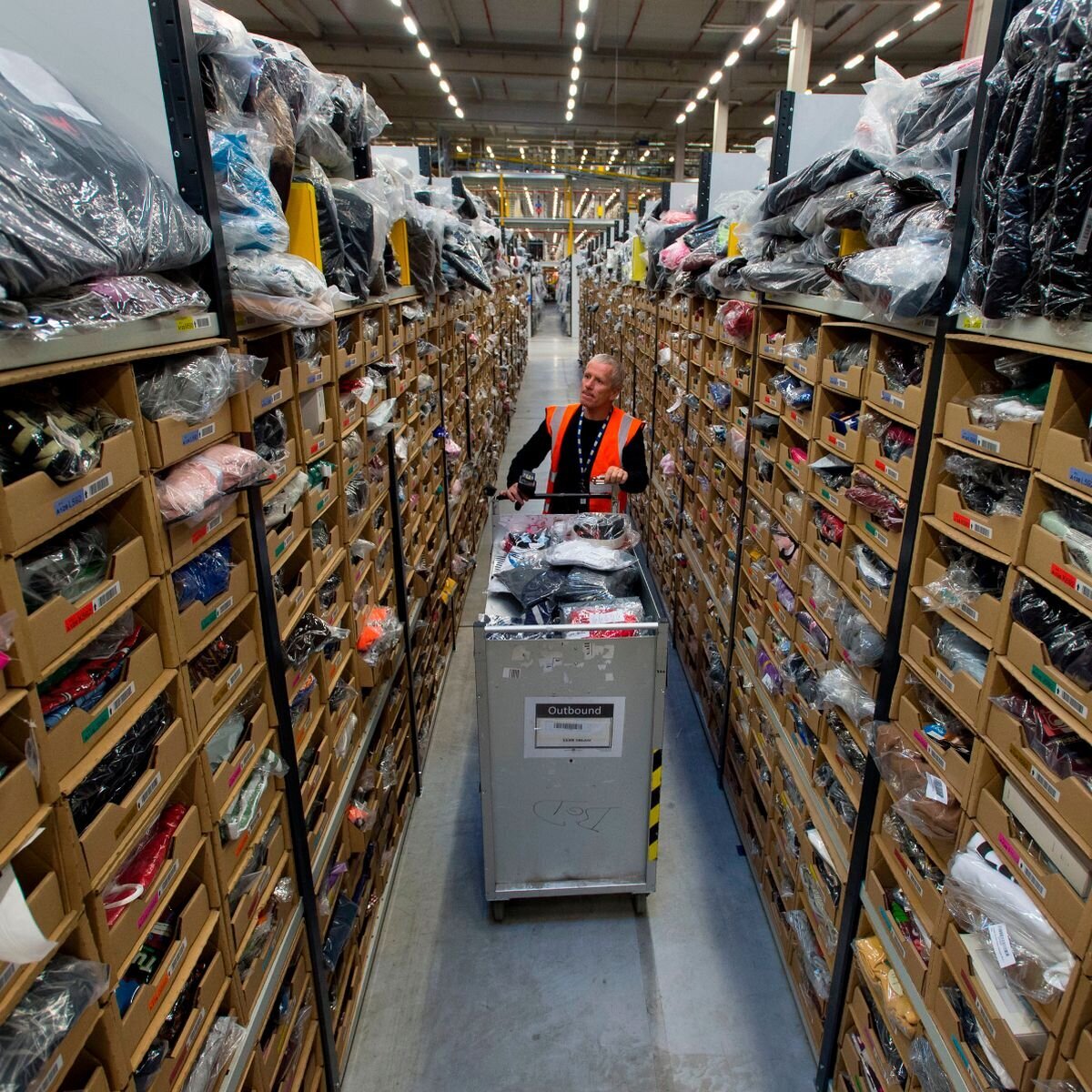 What is it like to work at Amazon? — Warehouse Automation