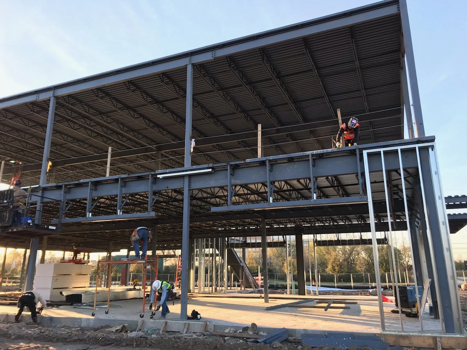 About — O'Logos Steel