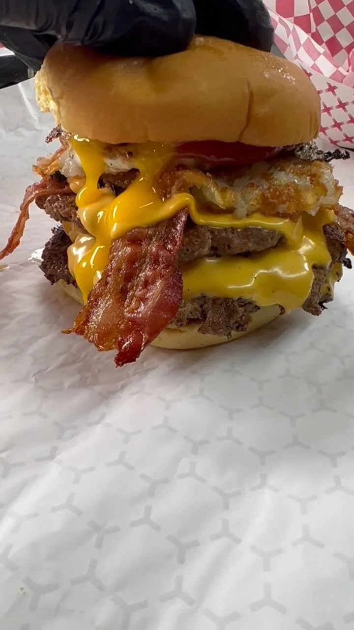 Cledis Beer Garden & Burgers