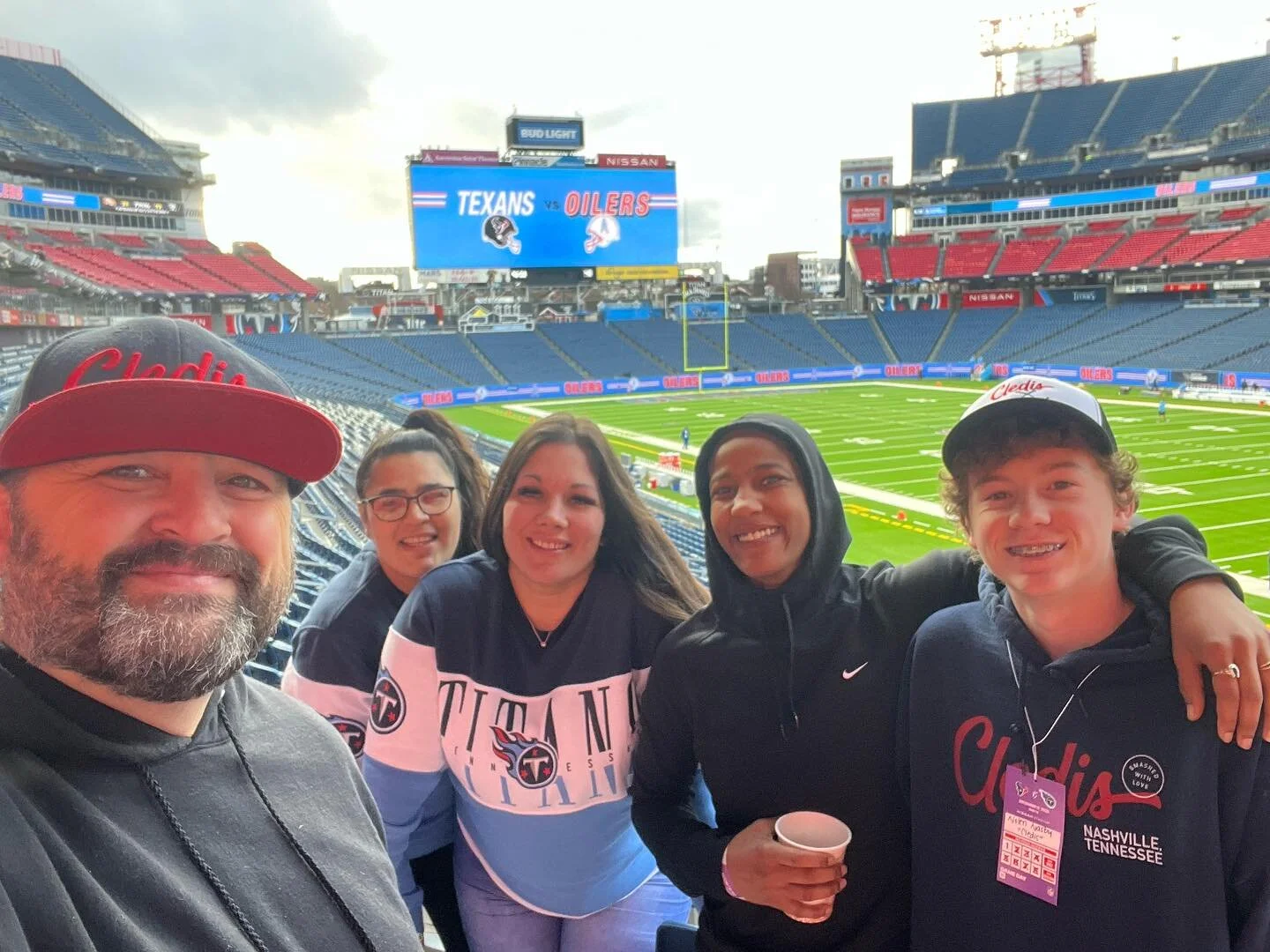 MEET CLEDIS — Cledis Beer Garden & Burgers