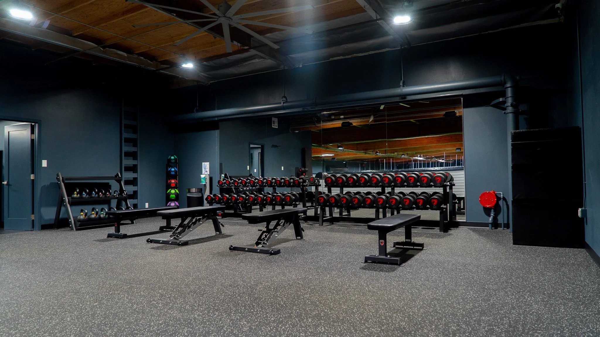 THE CLUBHOUSE BASEBALL