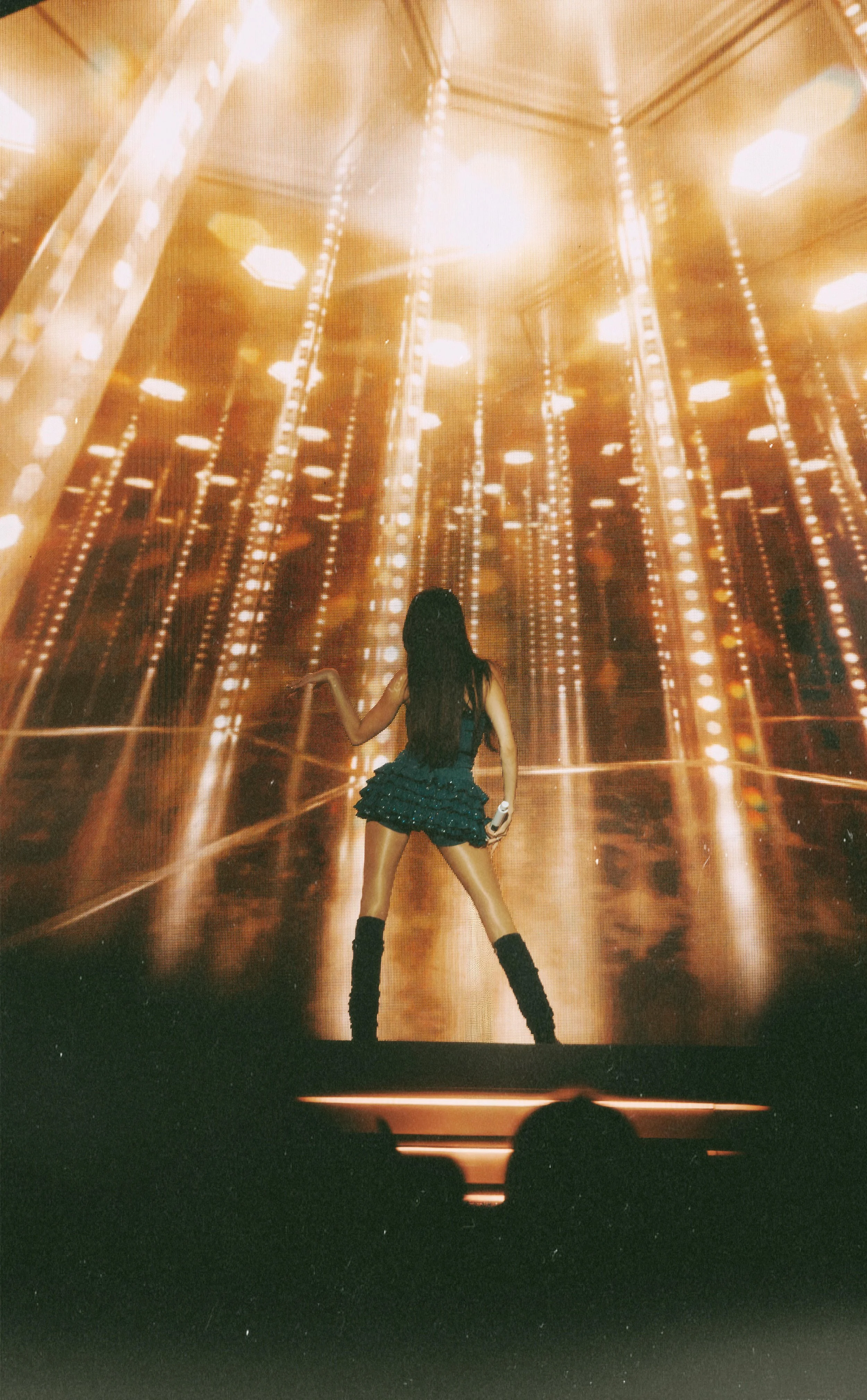 MADISON BEER — DALLAS, US. — HIVE