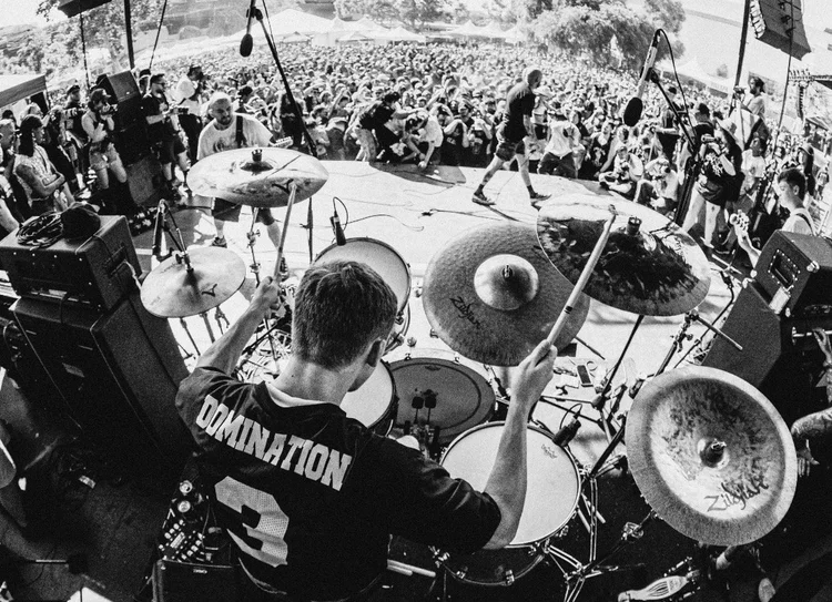 ONE ON ONE: AN INTERVIEW WITH XWEAPONX! — HIVE