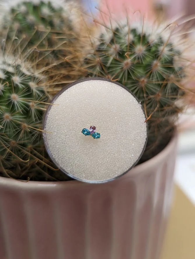 Anatometal 18ct Gold 'Pear Fan' — The Owl and the Pussycat