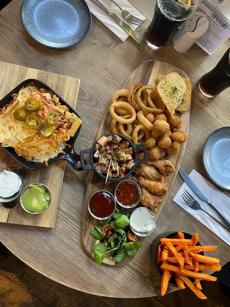 Mermaid Cafe Bar & Restaurant