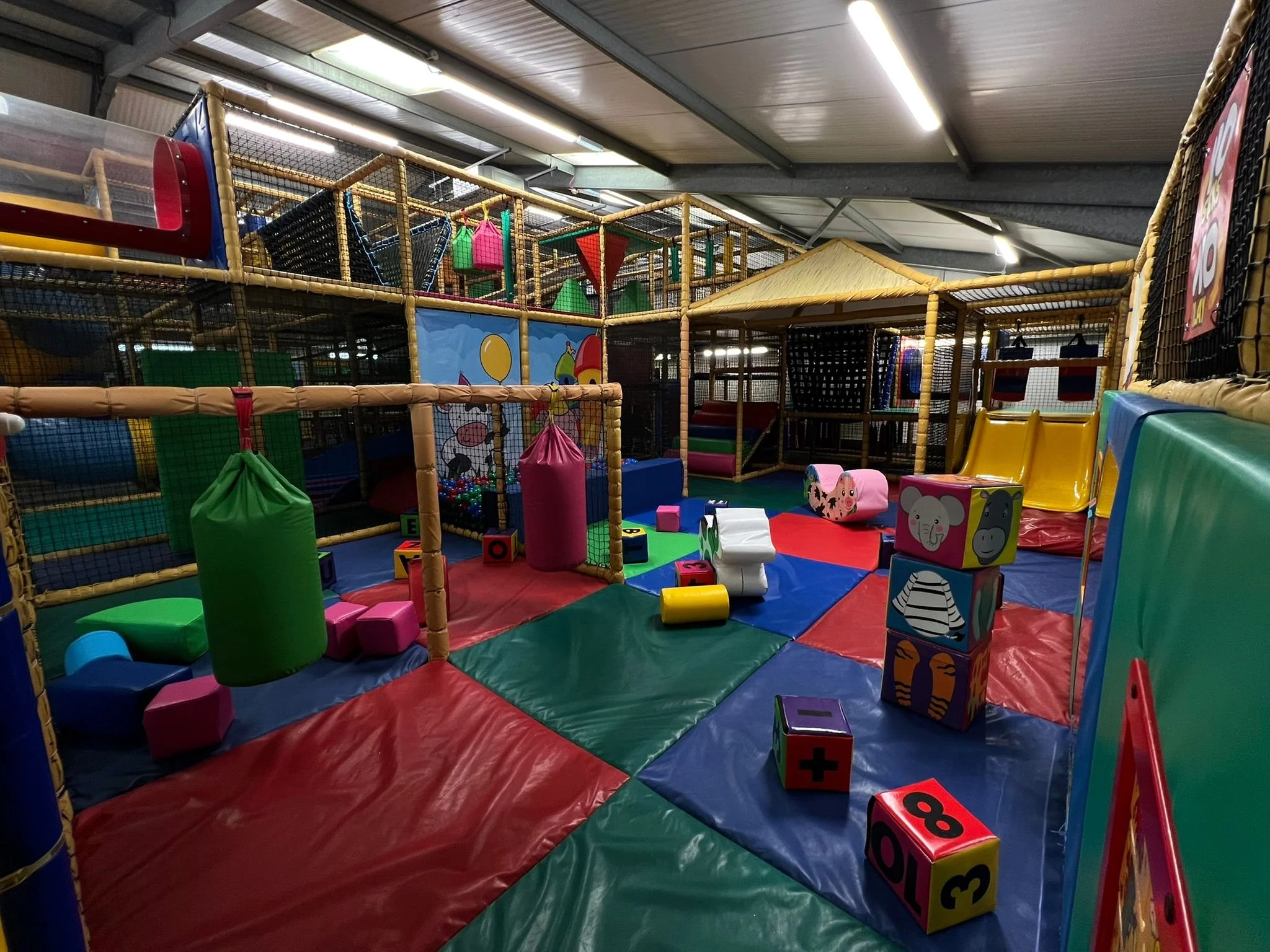 Facilities | Crazy Club