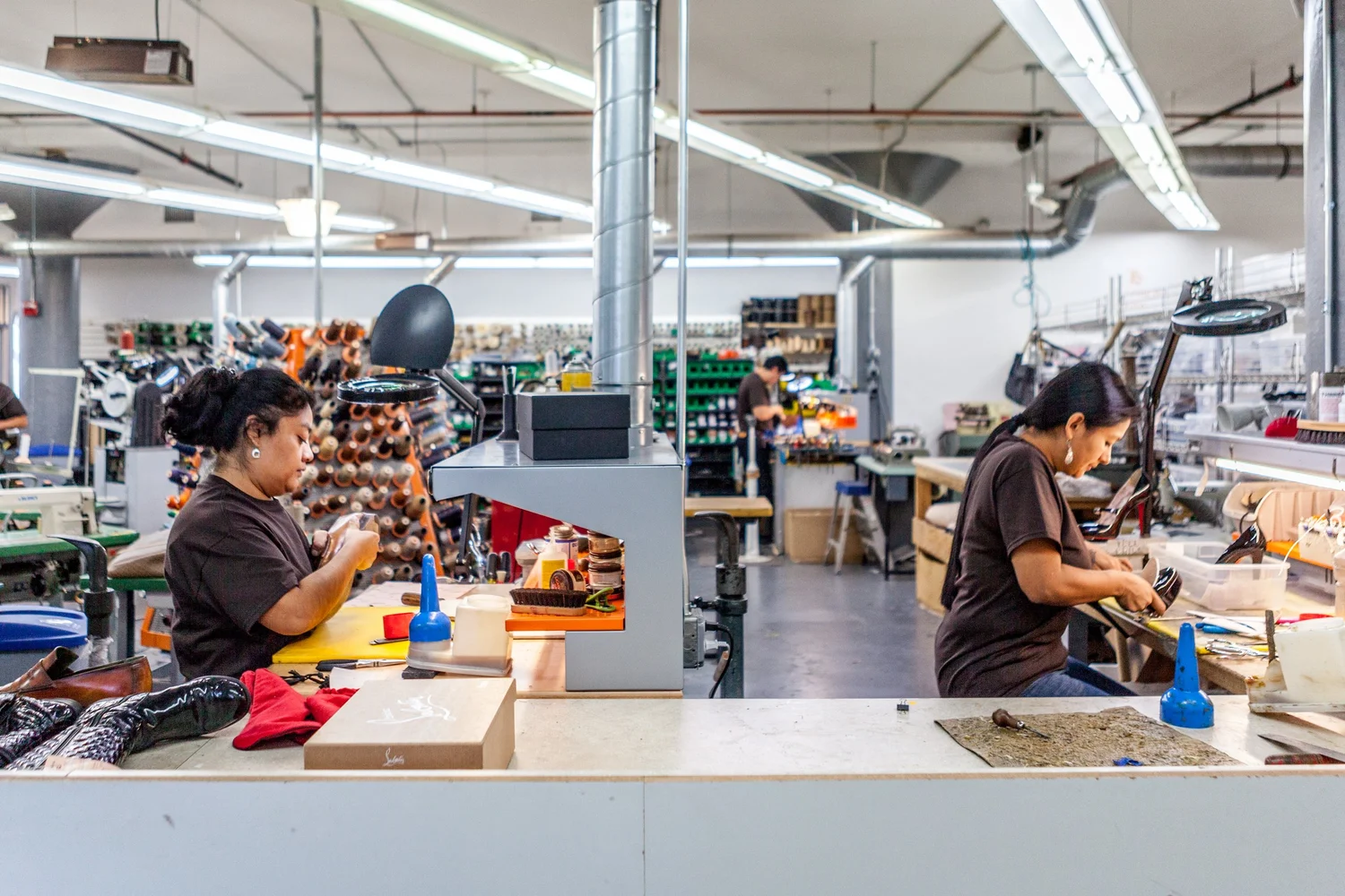 ABOUT — LEATHER SPA - El arte del cuidado del cuero