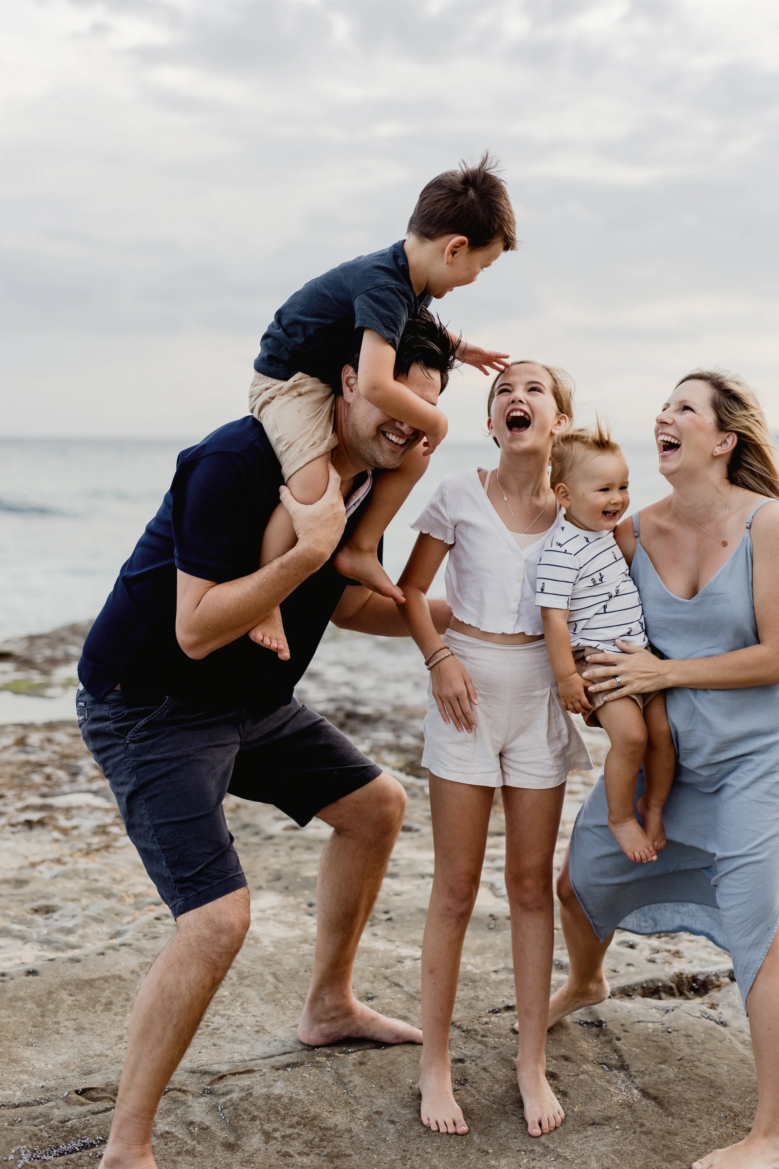Newcastle Beach - Katie’s Family — Little Black Bow, Photographer ...