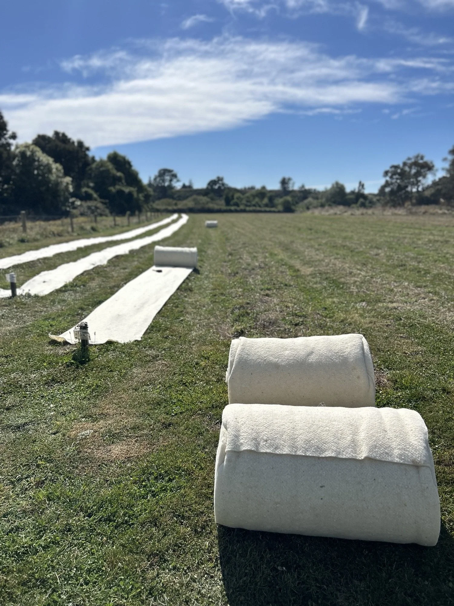 Dag Wool Weed Mat Roll - Floating Peaks | Durable 100% Wool Garden ...