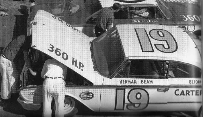 19 — The r/NASCAR Historian