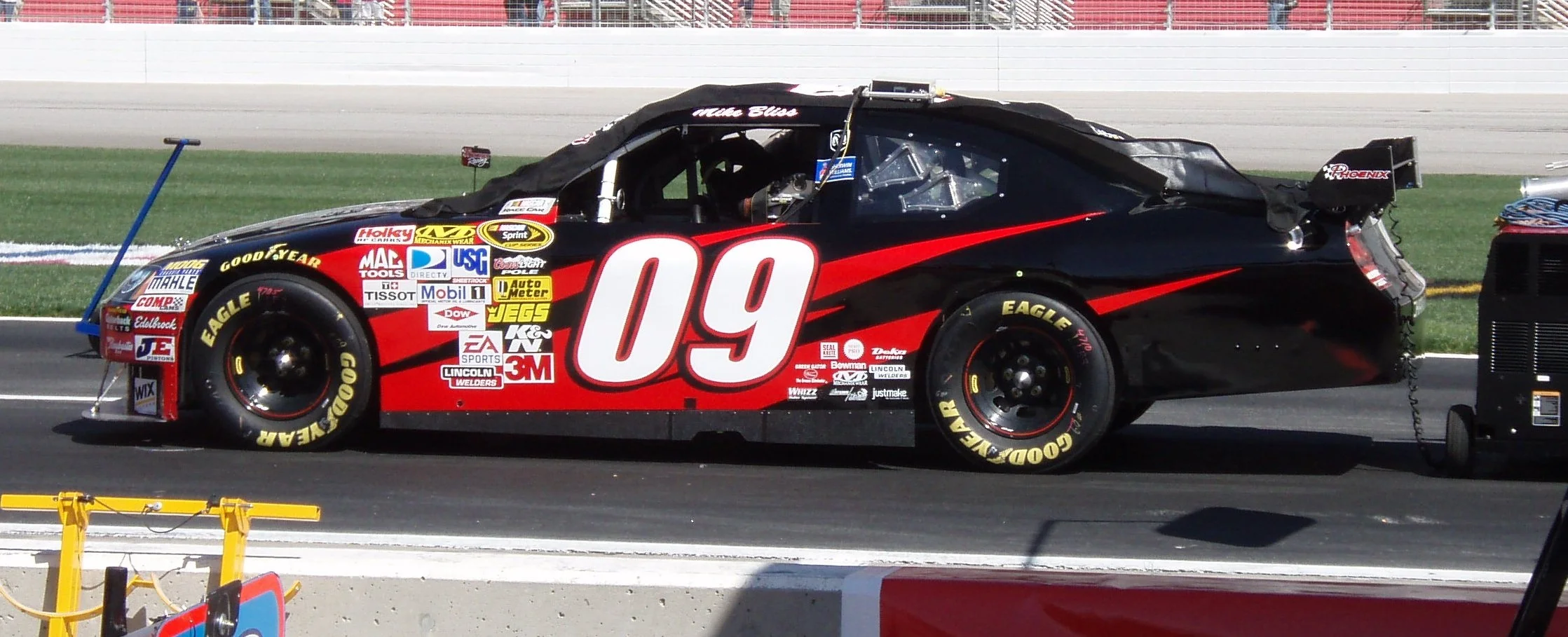 09 — The r/NASCAR Historian