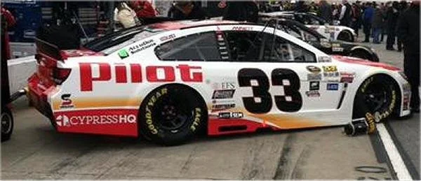 33 — The r/NASCAR Historian