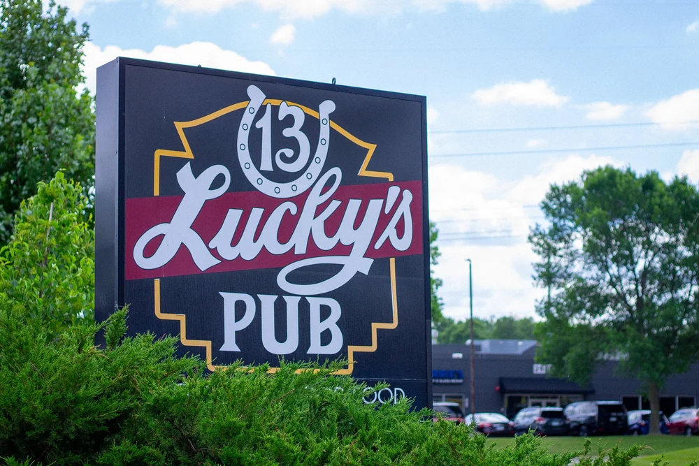Lucky's Events — Lucky's 13 Pub