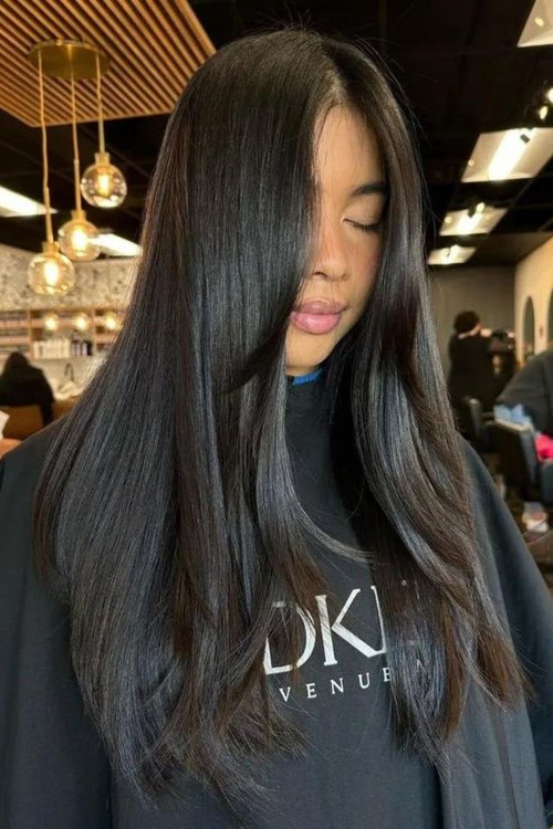 These 15 Layer Cuts for Long Hair Will Give You Major Hair Goals ...