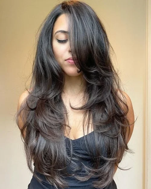 These 15 Layer Cuts for Long Hair Will Give You Major Hair Goals ...