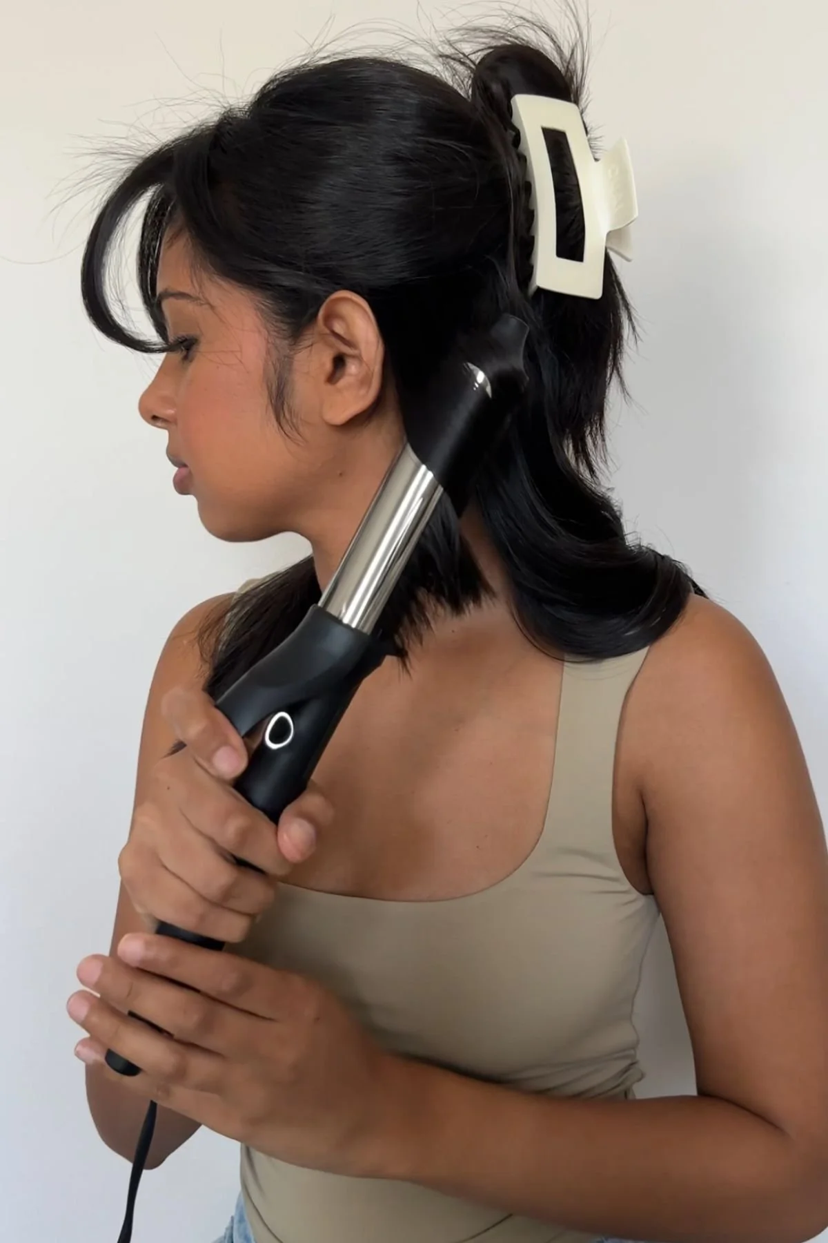How to Style a Butterfly Haircut: Hairstylist-Approved Methods That ...