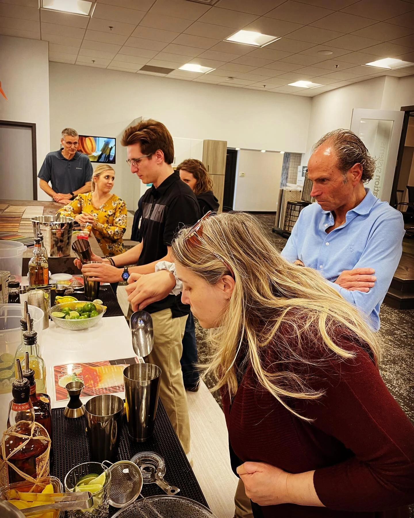 Mixology Classes Minneapolis | Mobile In-Person Cocktail Classes Twin ...