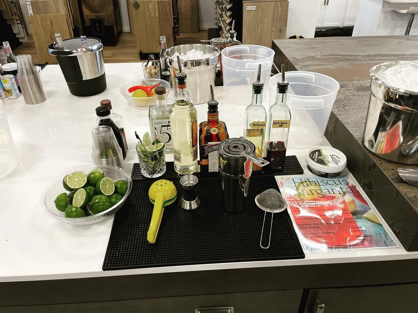 Mixology Classes Minneapolis | Mobile In-Person Cocktail Classes Twin ...