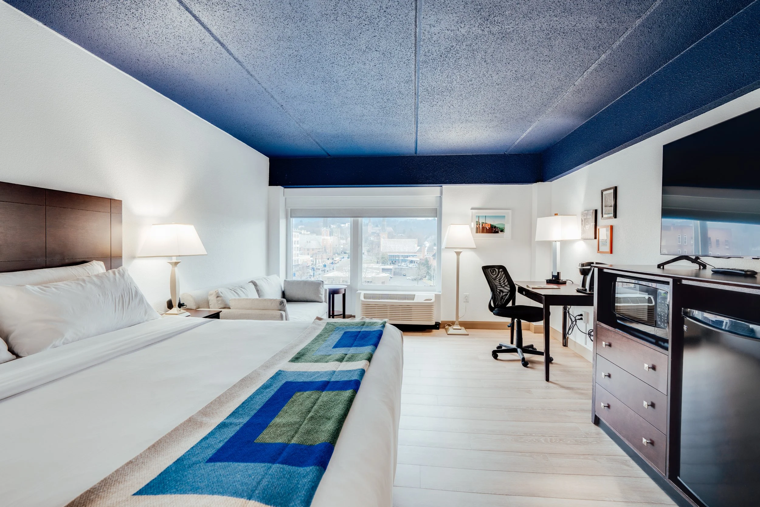Hotel Rooms Near Mass MoCA, MA — Hotel Downstreet