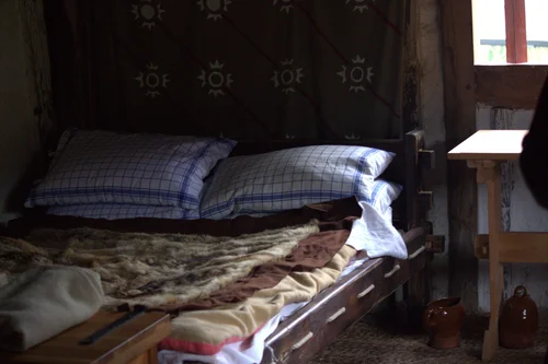 Winter’s grip: Surviving the Medieval Freeze — Living Medieval