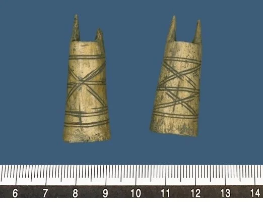 The lucet: historically accurate or reenactorism? — Living Medieval