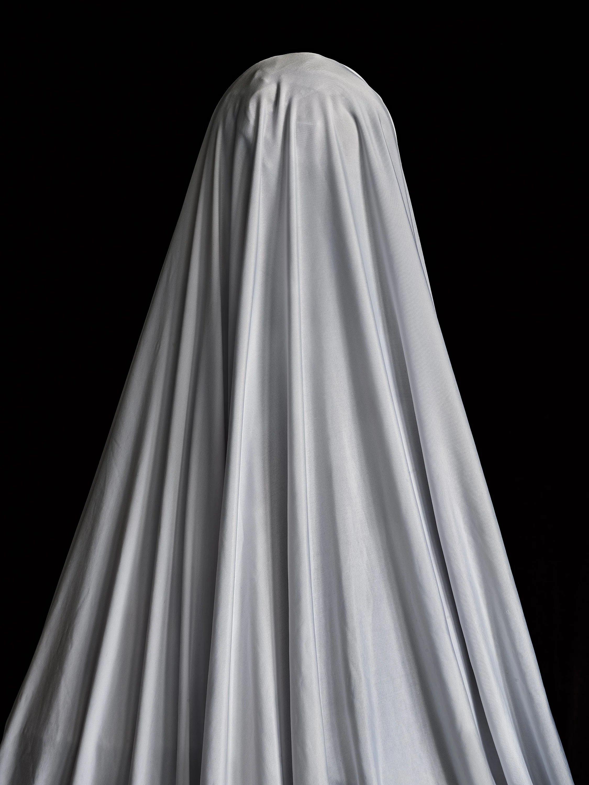 Cloth: Ghosts, Phantoms, and Still Lifes — Abelardo Morell
