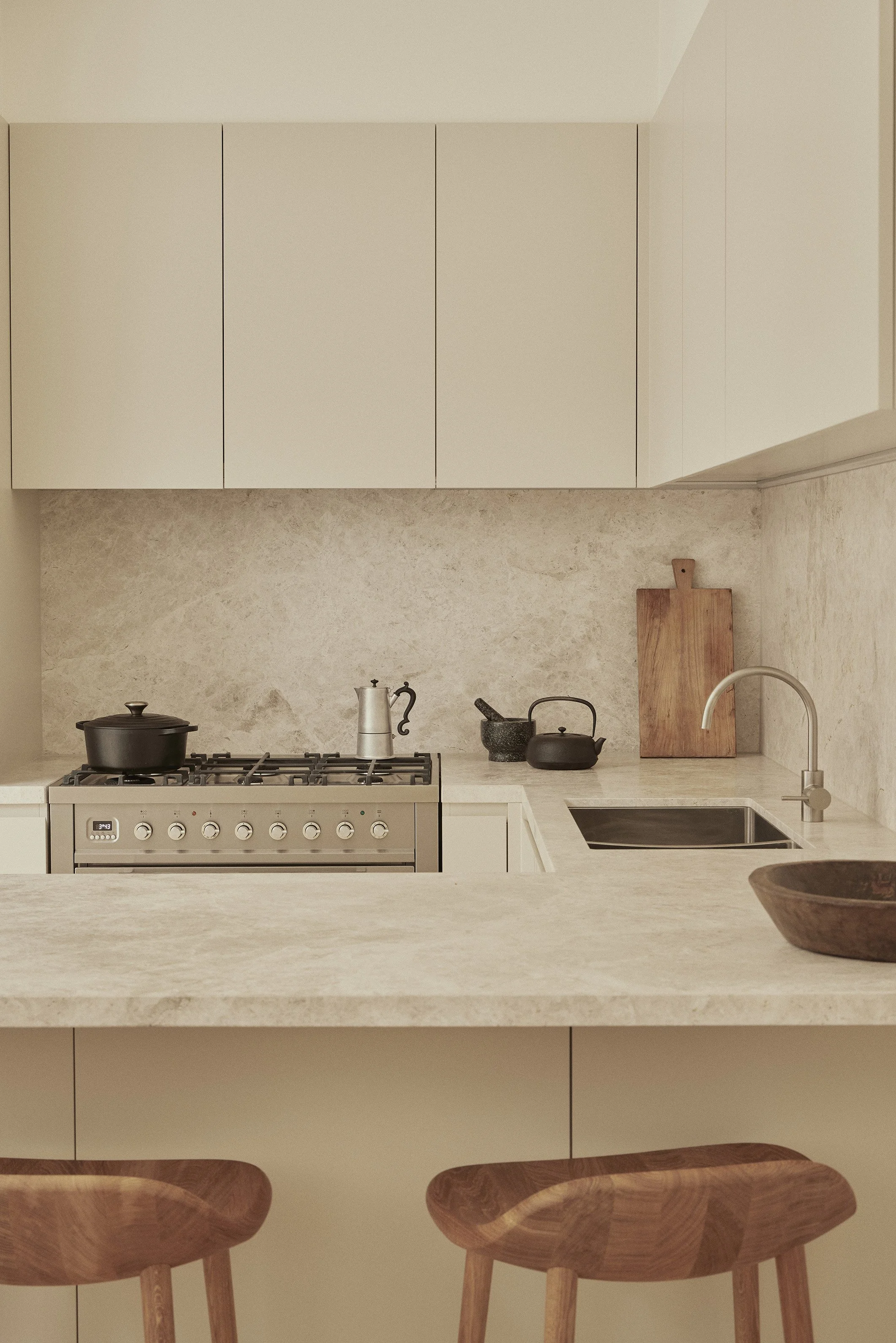 Como Ave — Emily Gillis Design