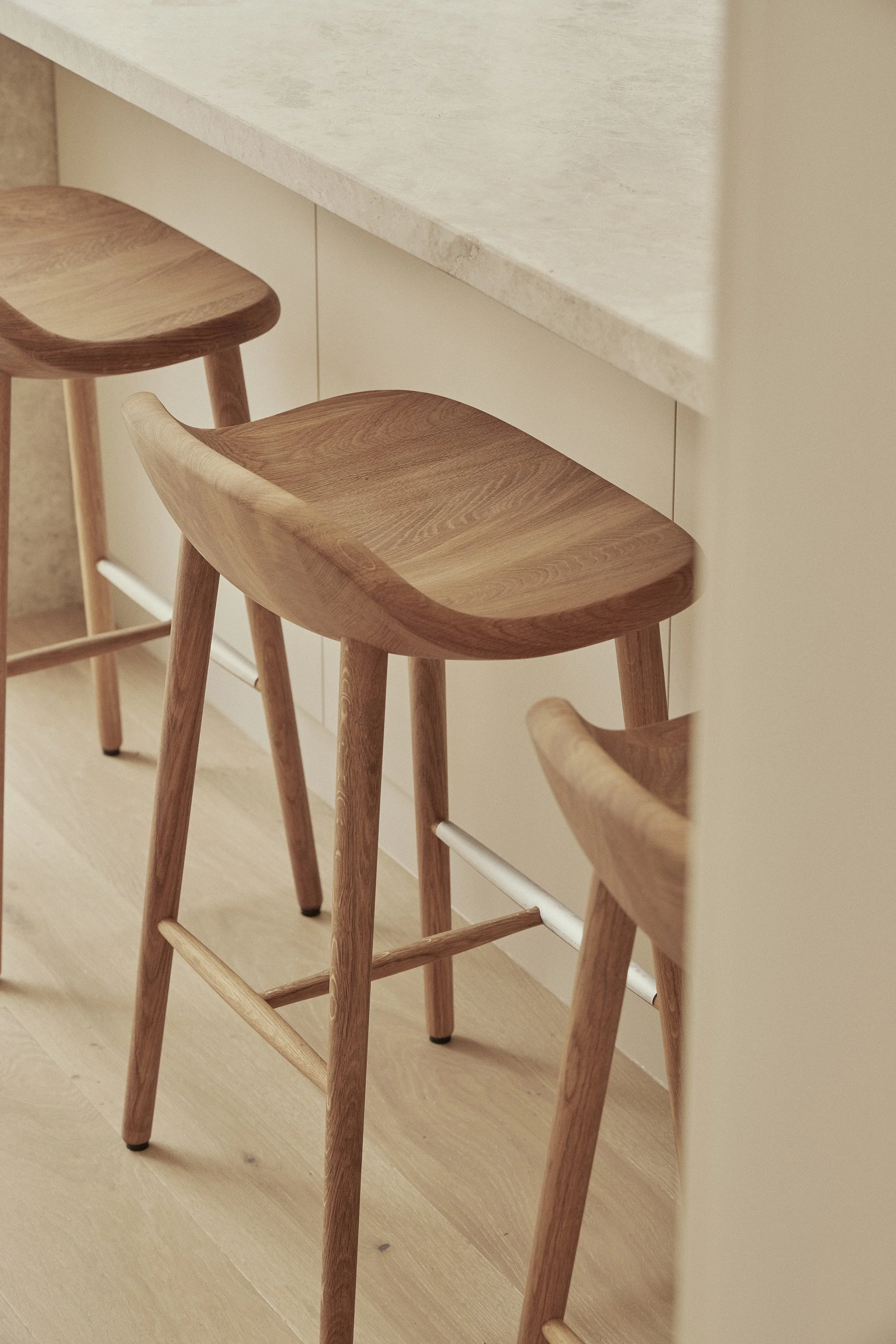 Como Ave — Emily Gillis Design