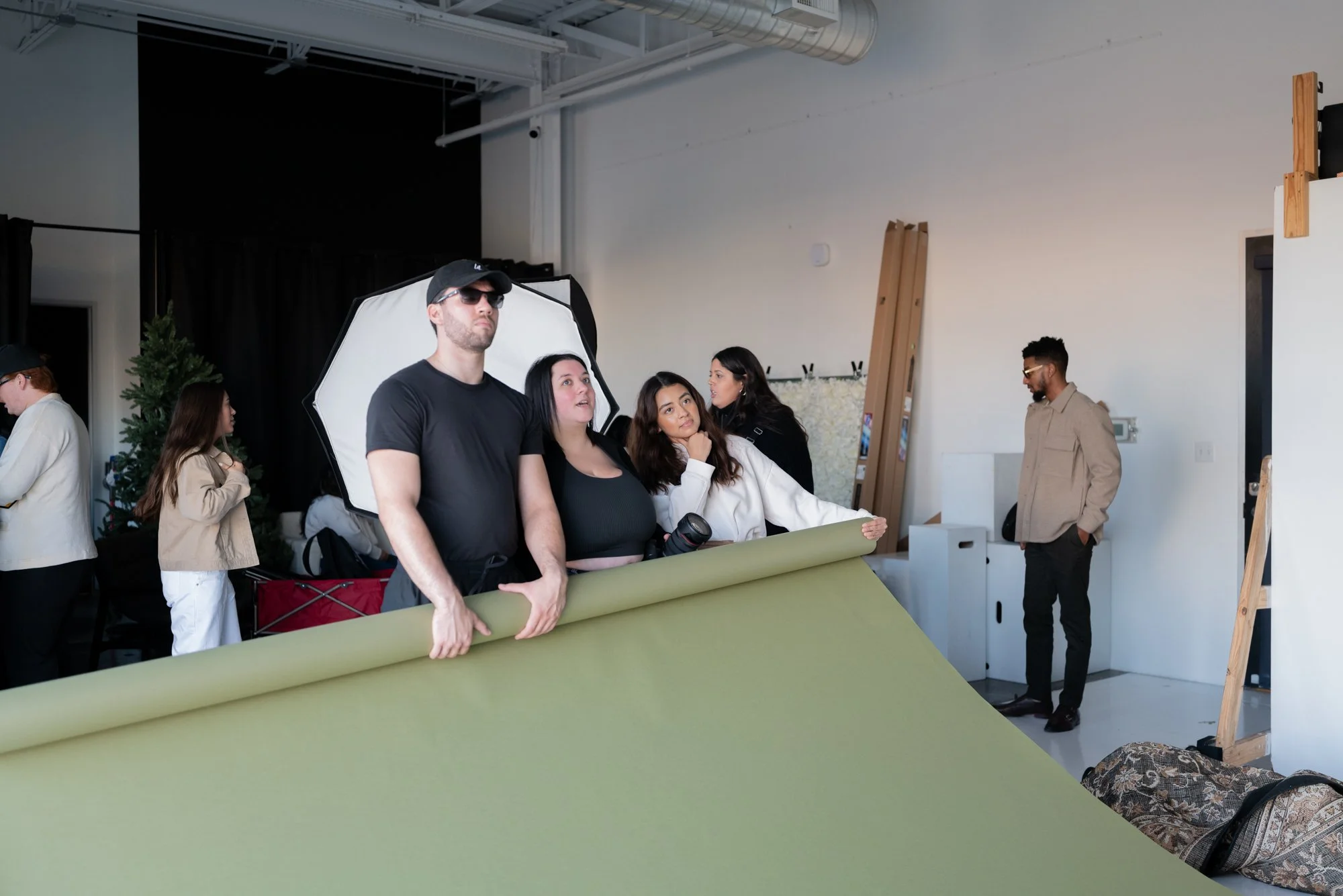 SUPERB STUDIO - A platform space to empower all creatives.