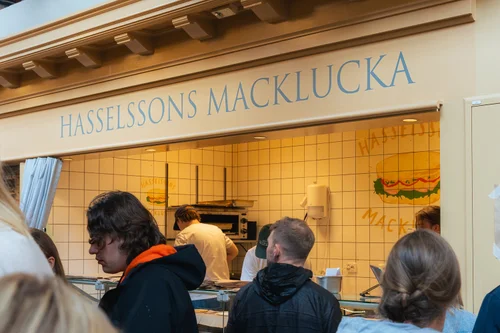 Hasselssons Macklucka — Svenska smultronställen