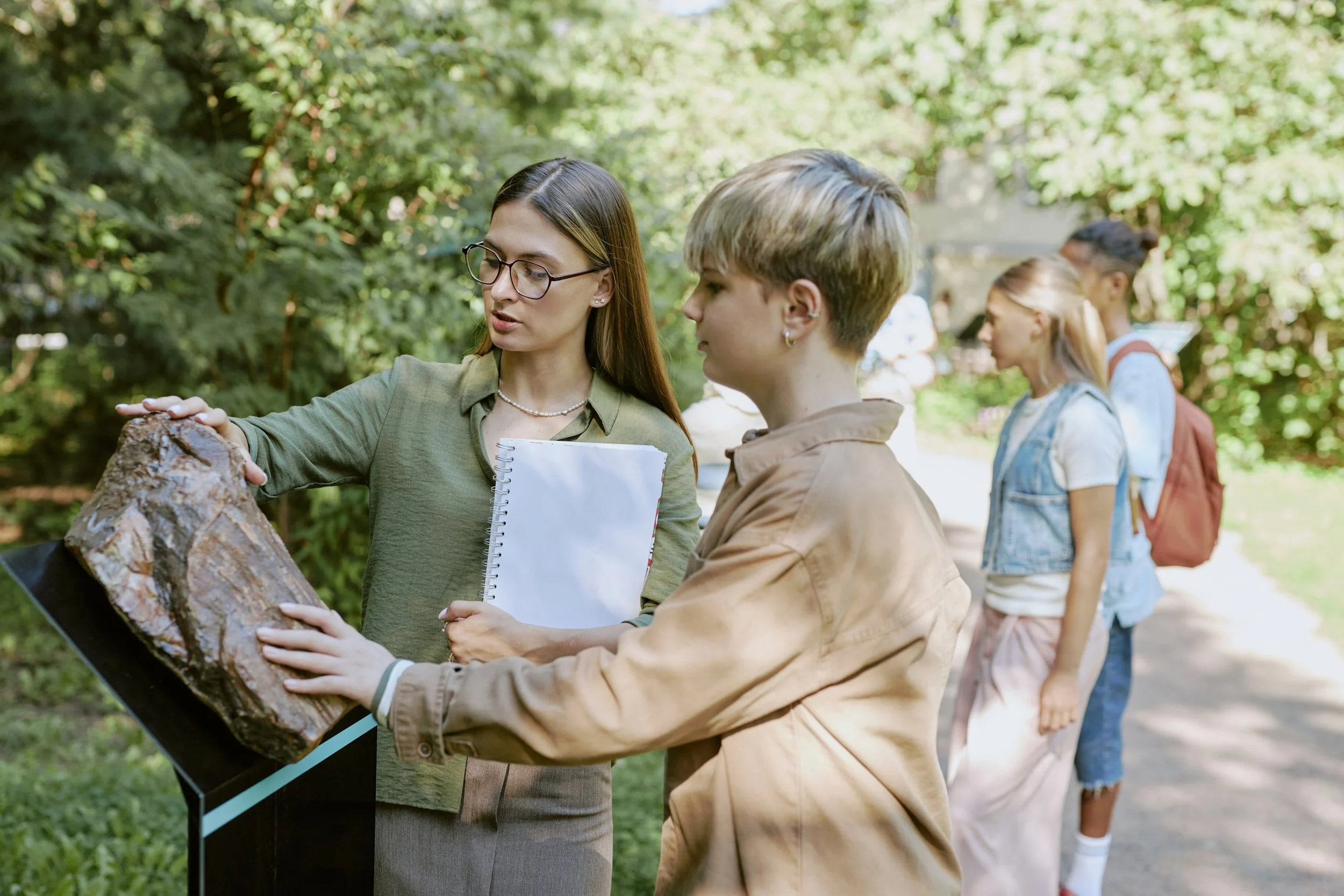 9 Reasons Educational Trips Boost Student Learning | Trip U Tours — TripU