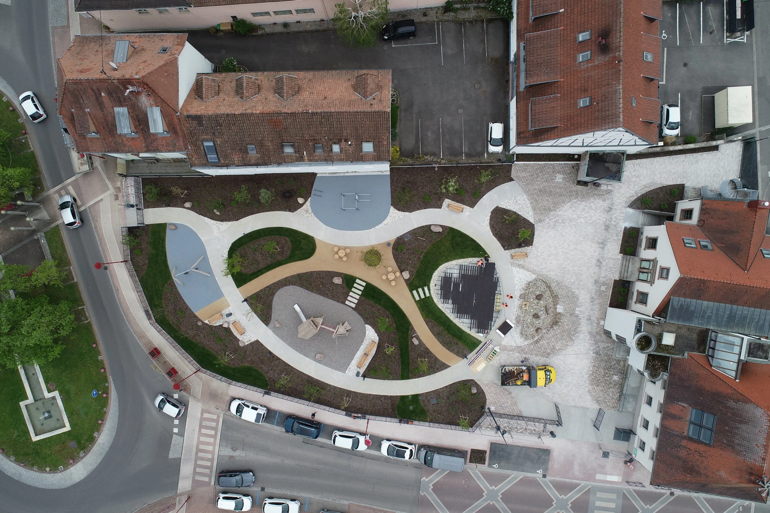 BARTENHEIM / Square Bretzel — we-scape