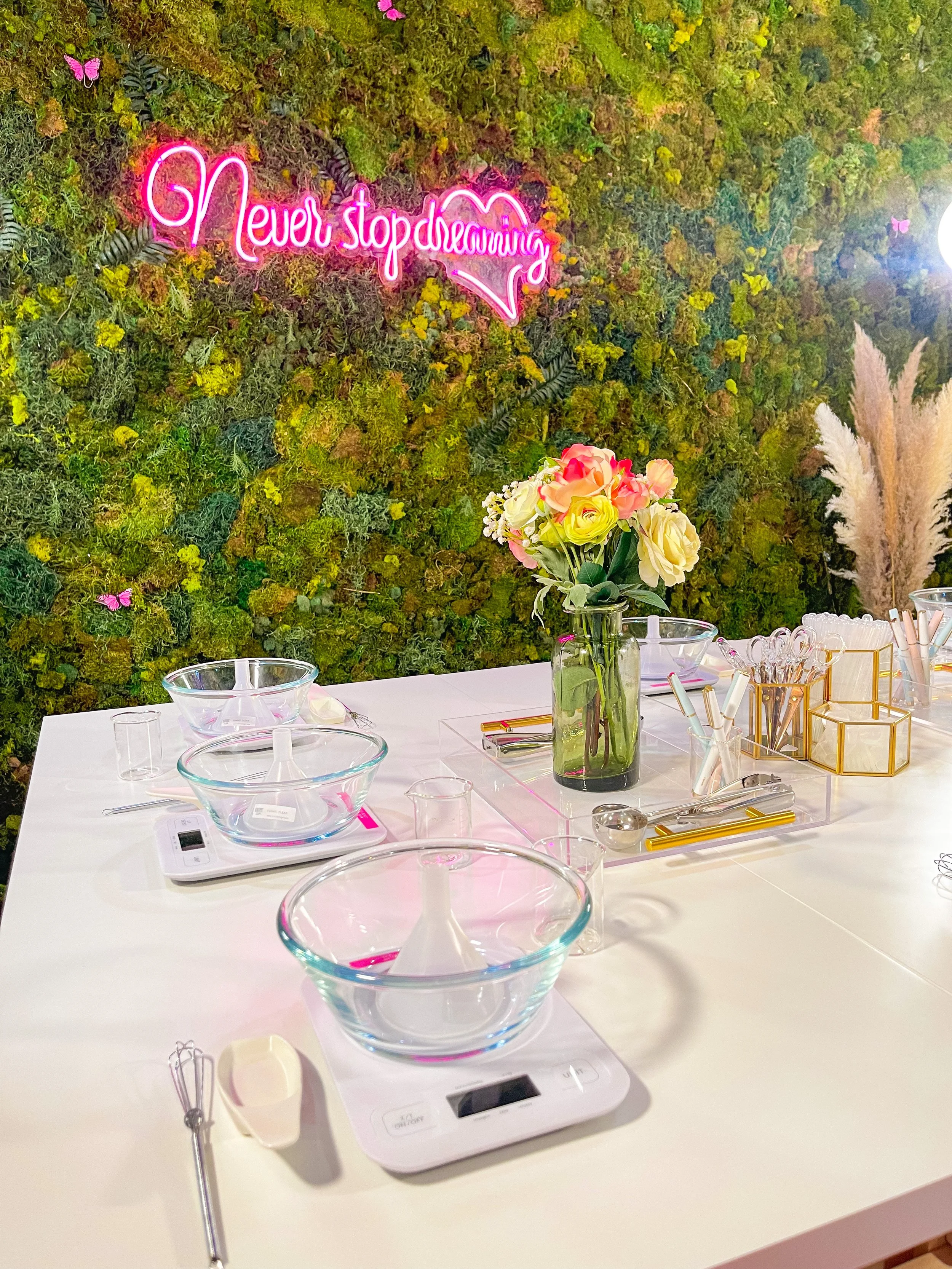 SKINCARE BAR EXPERIENCE