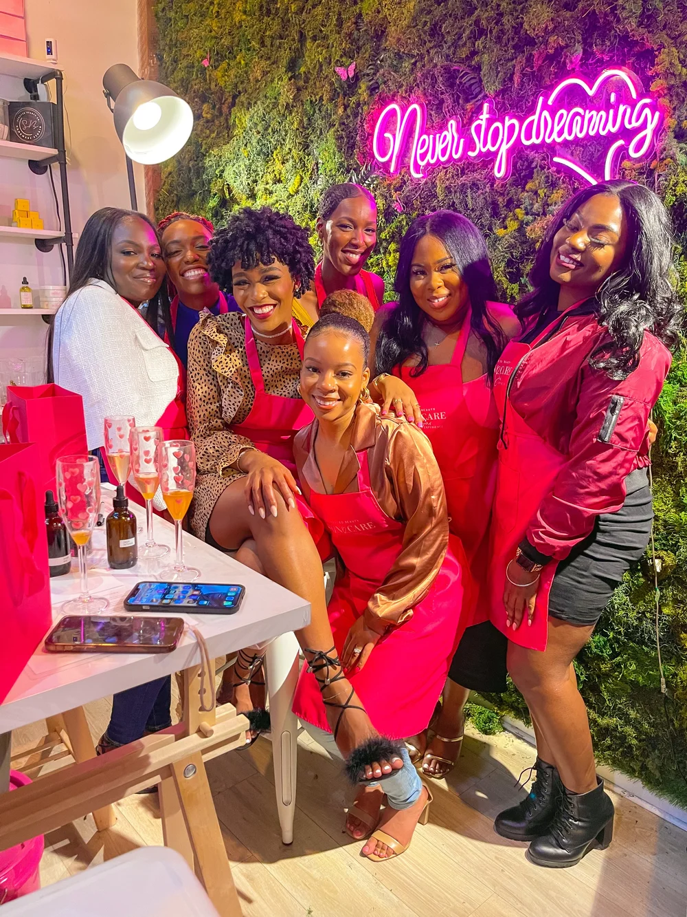 General 1 — SKINCARE BAR EXPERIENCE