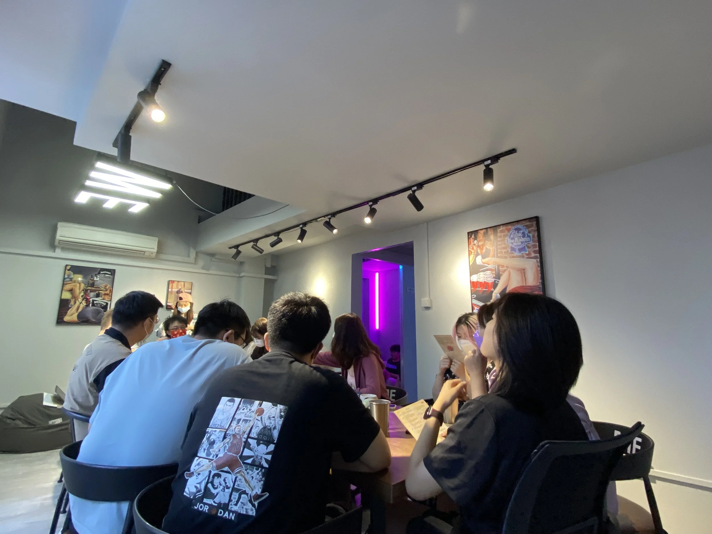 Gallery & V-Tour | Explore & Engage Now — ME Cafe & Games