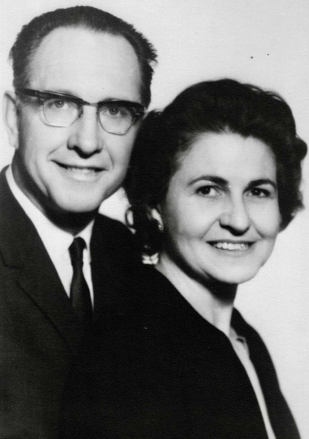 Joe and Dorothy Sullivan (Open) — Tell Their Family Stories