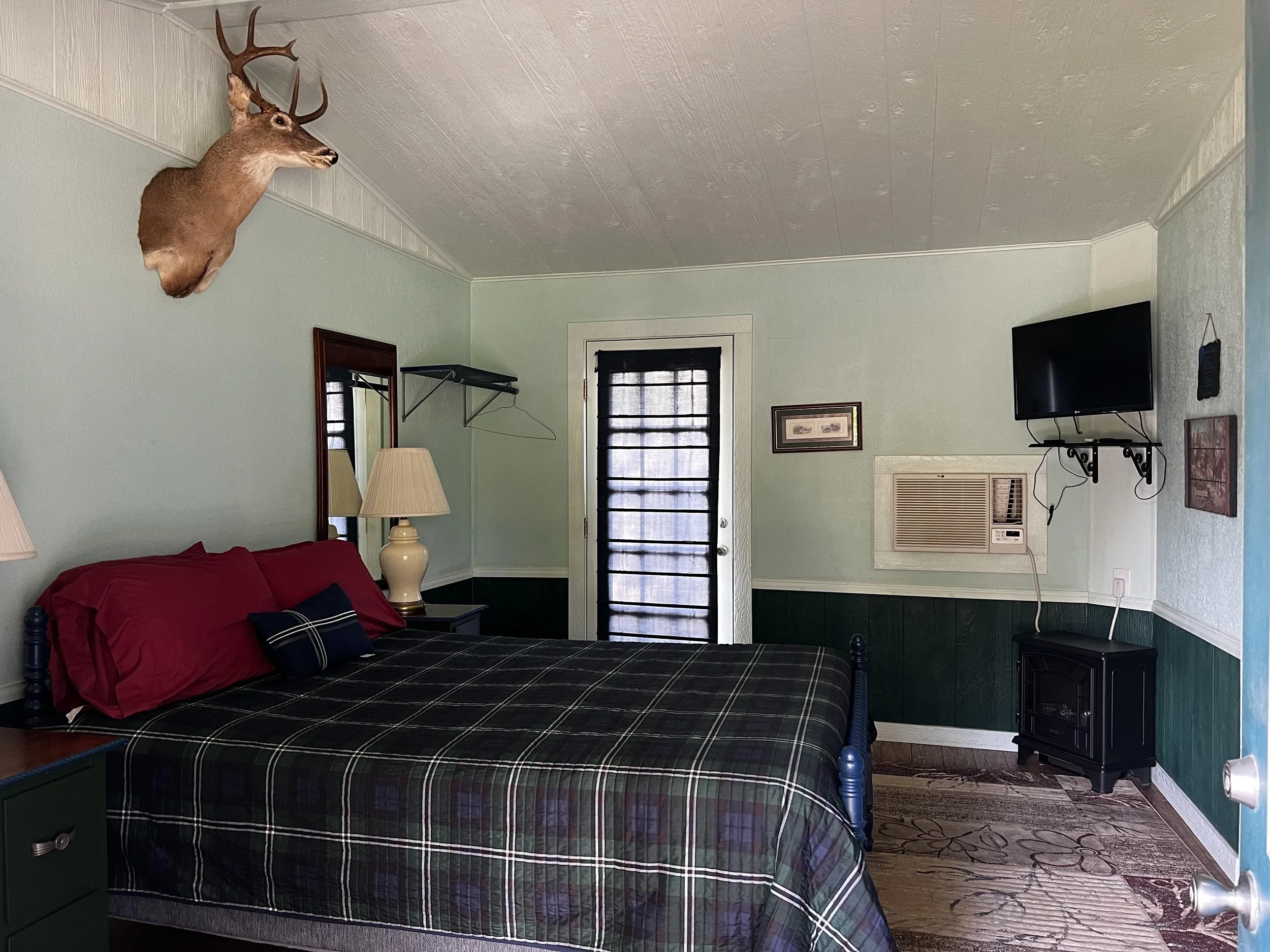 Our Rooms — The Ranch House Motel