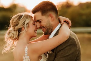 GOLDEN HOUR YEAR TIMINGS CHART UK — Helen Rowe Studio