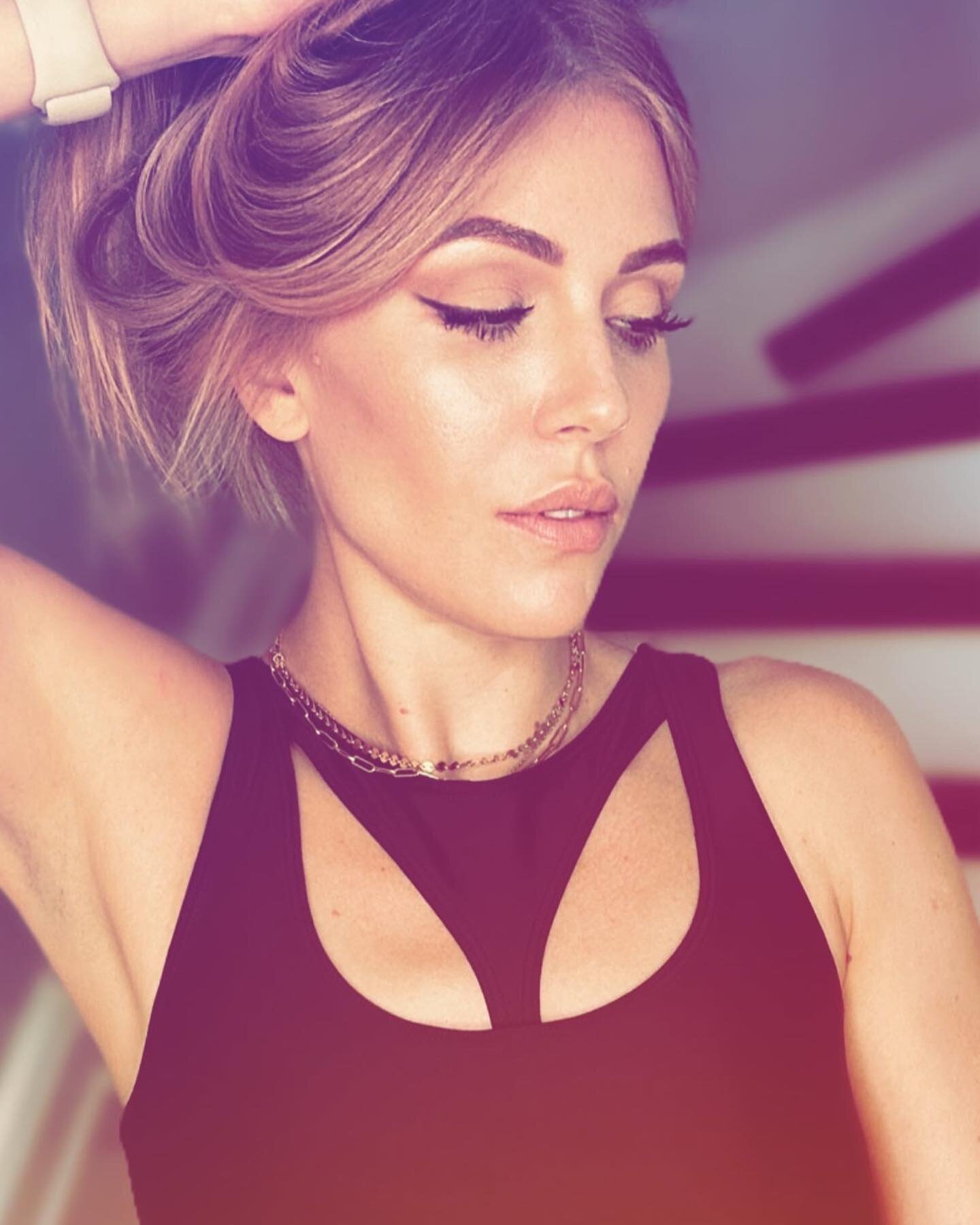 Portfolio — Carly Taylor - Data | Career | Strategy